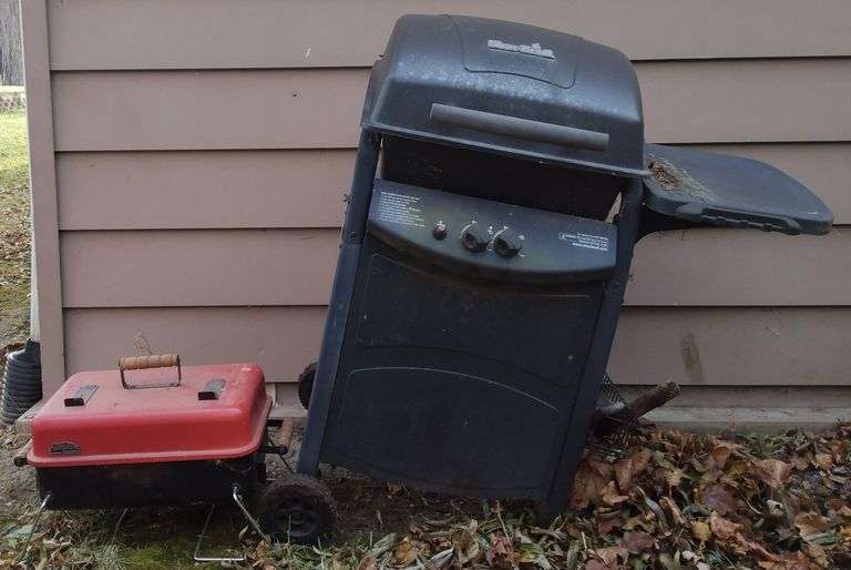 Char-Broil Gas Grill + Sunbeam Patio Master Grill - Sherwood Auctions