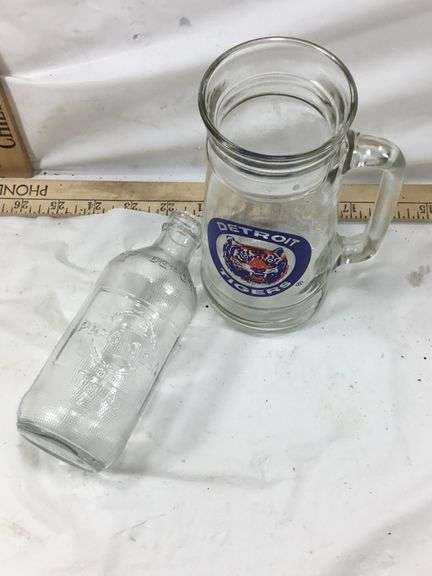 Glass Pepsi Cola Bottle and Vintage Detroit Tigers Glass Beer Mug - Sherwood Auctions