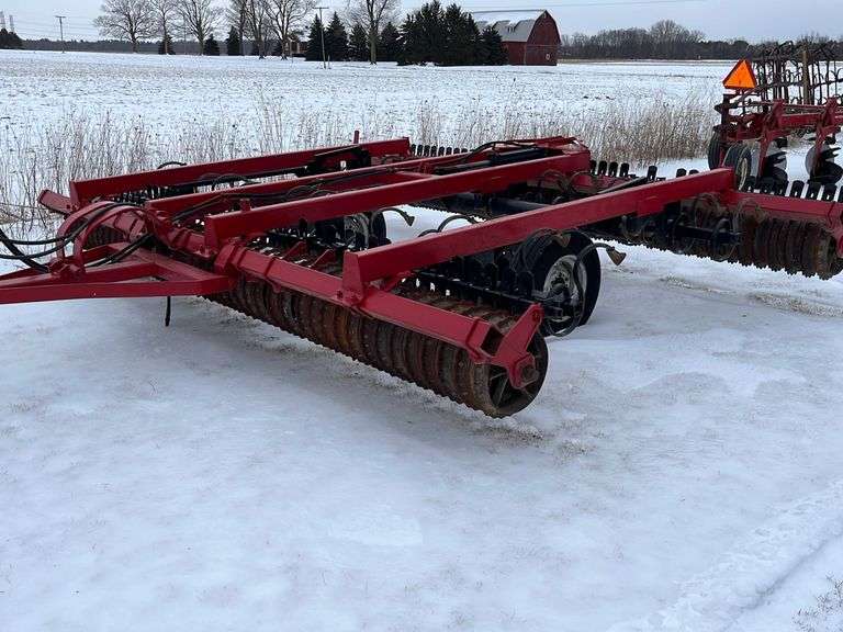 Case IH Culti-Mulcher Model 315 - Sherwood Auctions