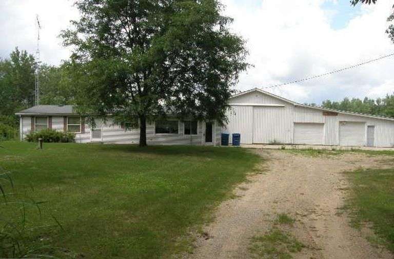 Hafer Lily Lake Road Home & 11 Acres Online Auction (Gladwin MI) - Sherwood Auctions