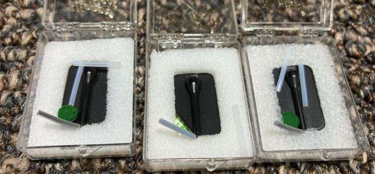 Flipper Rest Folding Arrow Rests - Sherwood Auctions