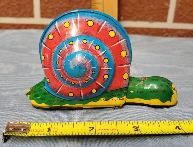 Vintage Tin Toy Snail Japan 4 1/2" - Sherwood Auctions