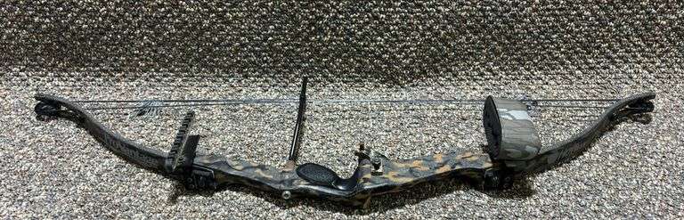 Hoyt Pro Vantage Tracer Compound Bow - Sherwood Auctions