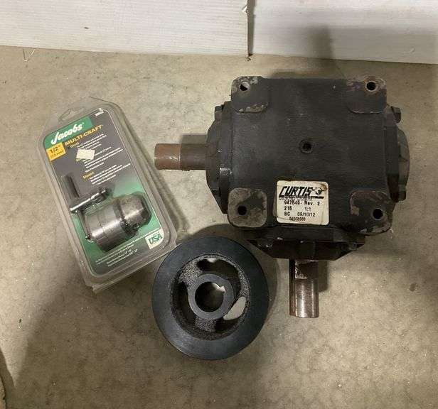 Curtis Machine Part (7” x 6”) & Multi-Craft Chuck - Sherwood Auctions