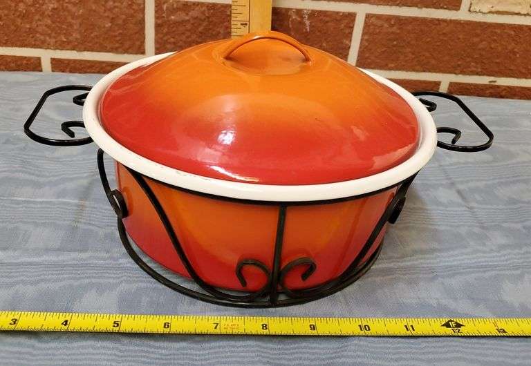 Enamelware Cover Orange/Red Casserole Dish(7") w/Rack(11") - Sherwood ...