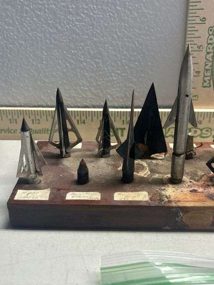 Homemade Broadhead Display - Sherwood Auctions