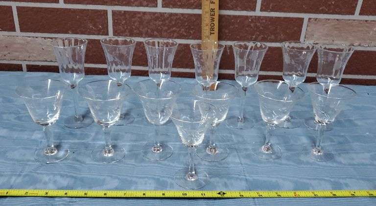 14 Etched Stemware Crystal - Sherwood Auctions