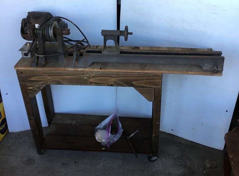 Lathe - Sherwood Auctions