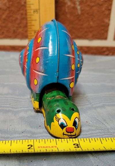 Vintage Tin Toy Snail Japan 4 1/2" - Sherwood Auctions