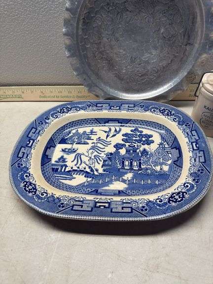 1880 Willow Ware Platter Tray & More - Sherwood Auctions