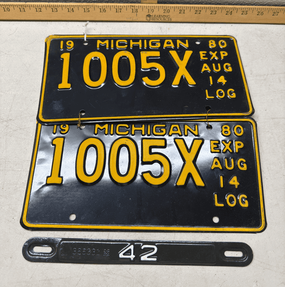 1980 Michigan License Plates - Sherwood Auctions