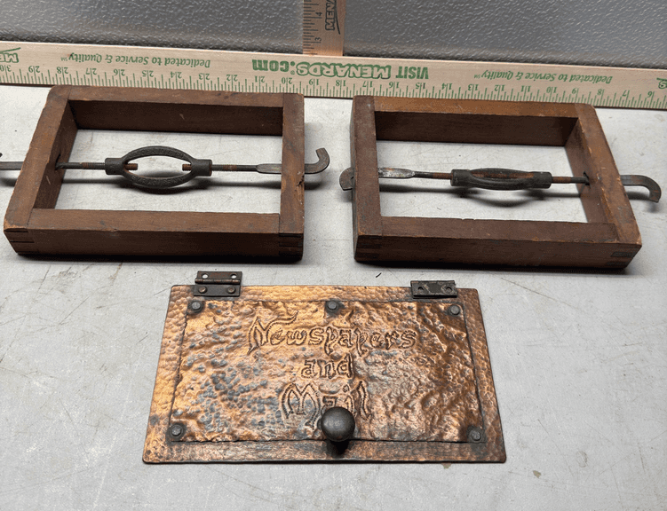 Vintage Wood Bed Rail Clamp Support Displays and More - Sherwood Auctions