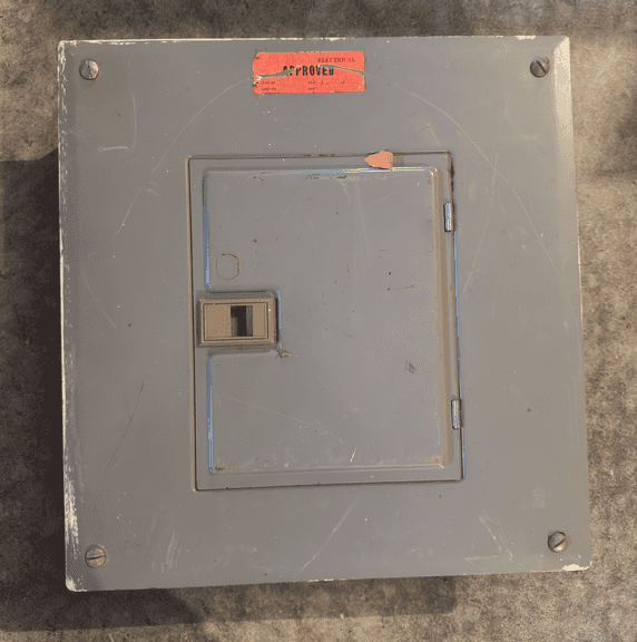 Service Panel Breaker Box - Sherwood Auctions