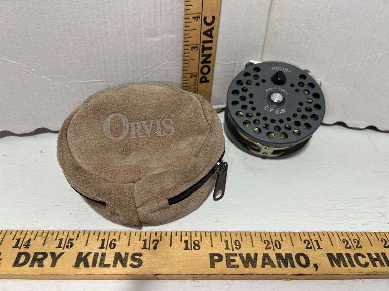 ORVIS C.F.O IV Fly Fishing Reel & Case - Sherwood Auctions