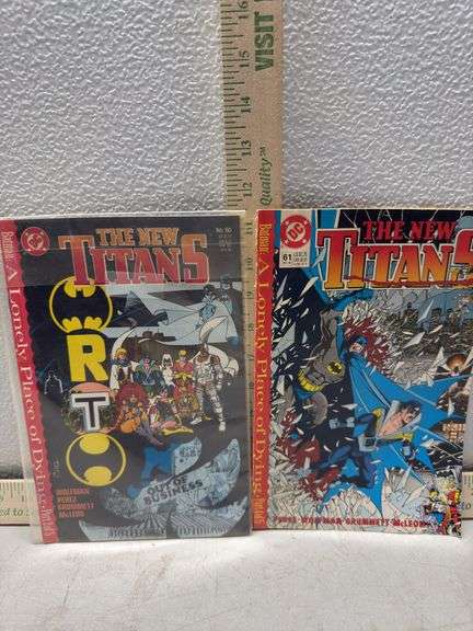DC The New Teen Titans Comics Batman - Sherwood Auctions