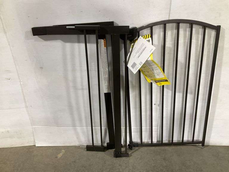 Arched Decor Safety Gate - Sherwood Auctions