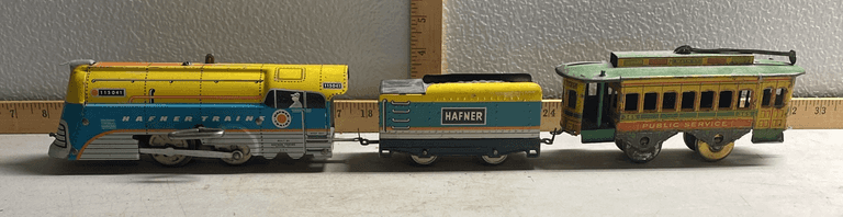 Antique Hafner Wind Up Train and Cars 3pc Set - Sherwood Auctions