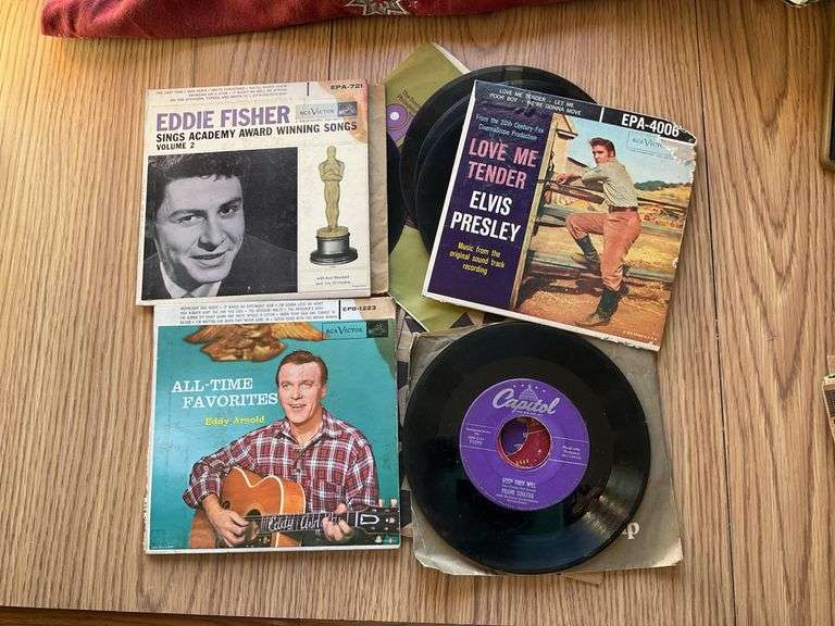 45 Records-Elvis Presley, Eddie Fisher, Eddie Arnold, Frank Sinatra ...
