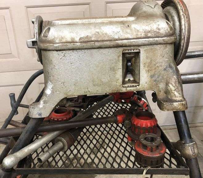 Ridgid 400A Pipe Threader (42”H,42”L,60”D) - Sherwood Auctions