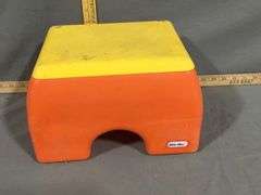 Little Tikes Step Stool - Sherwood Auctions
