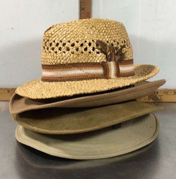 4 Hats Medium Sizes - Sherwood Auctions