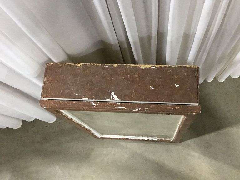 Medicine Cabinet - Sherwood Auctions