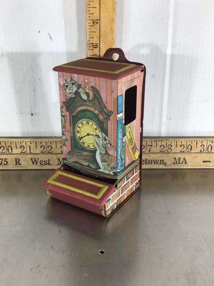 Vintage Match Box Tin - Sherwood Auctions