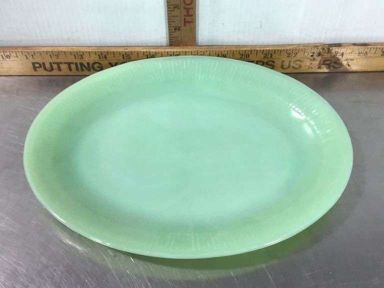 Jadeite Serving Platter - Sherwood Auctions