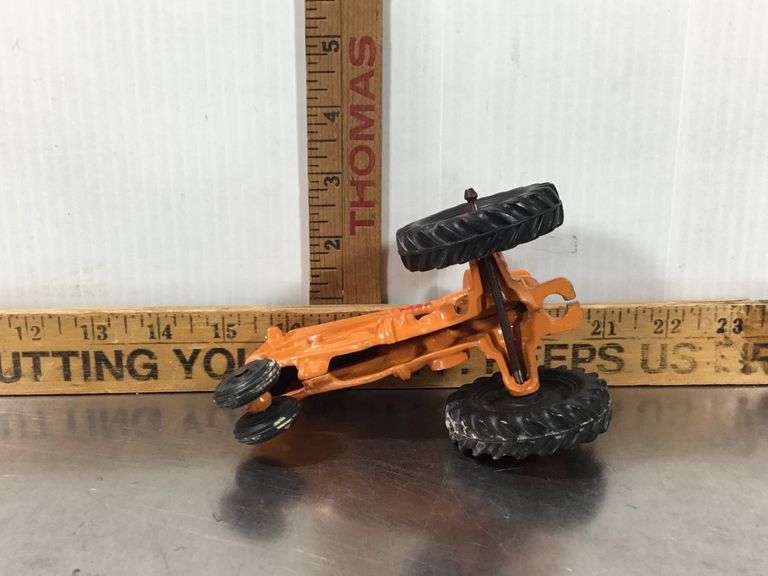 Minneapolis Moline R or Z Model Tractor - Sherwood Auctions