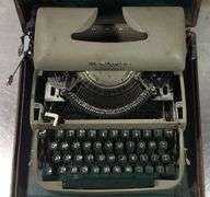 Vintage Typewriter In Case - Sherwood Auctions
