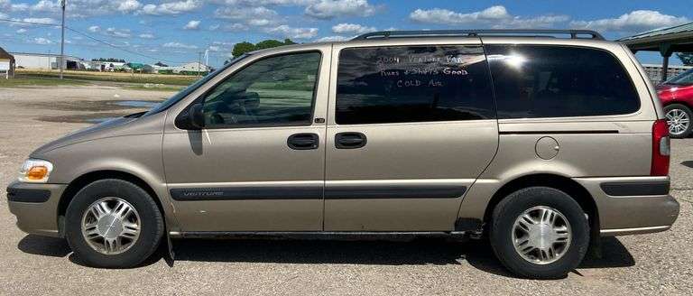 2004 Chevrolet Venture Van - Sherwood Auctions