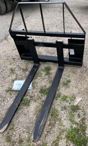 Quick Attach Forks - Sherwood Auctions