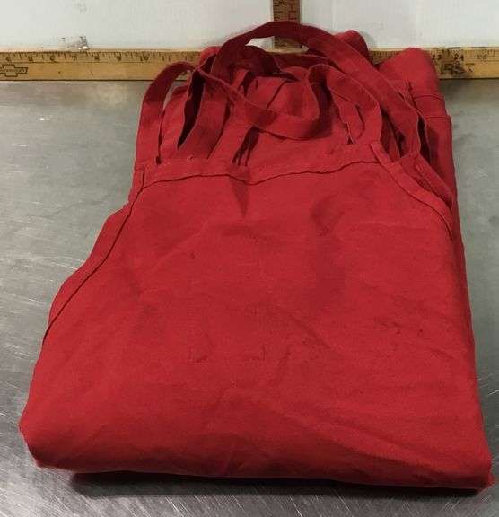 5 Red Aprons - Sherwood Auctions