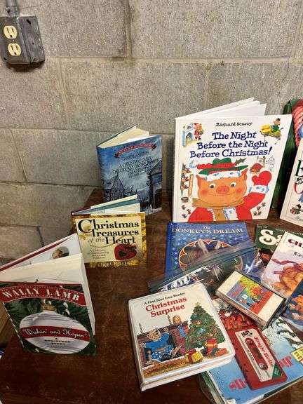 Christmas/Holiday Books - Sherwood Auctions