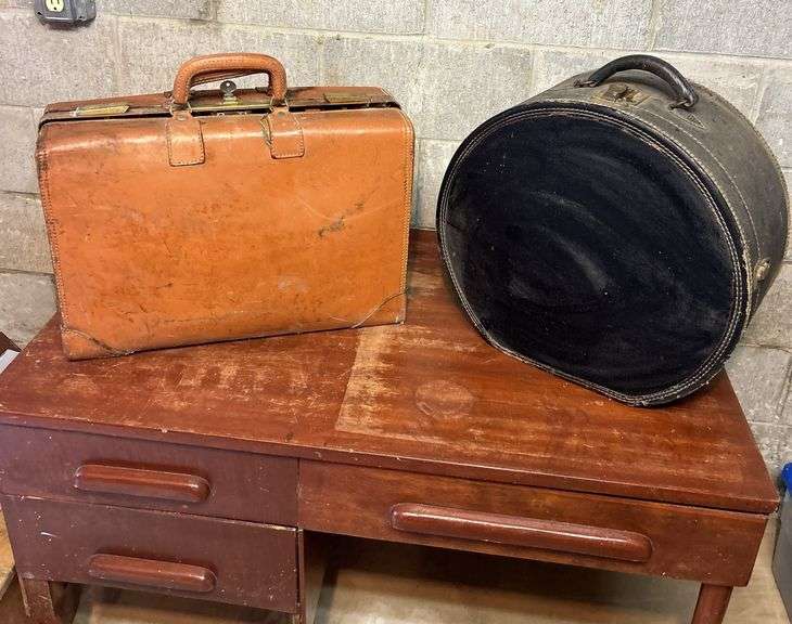 Vintage Leather Suit Case & Cap Box - Sherwood Auctions