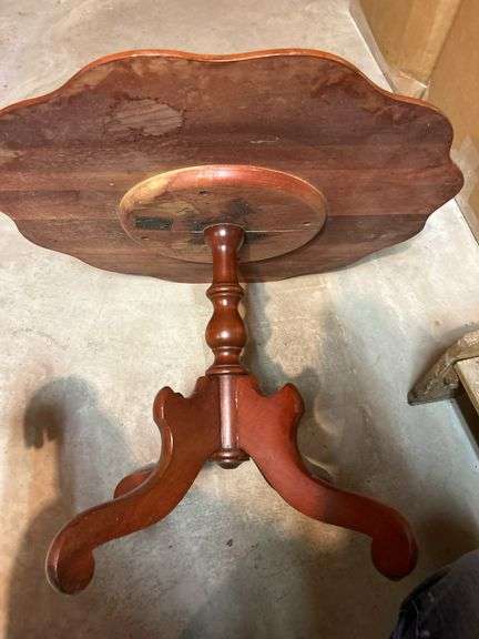 Antique Cherry End Table - Sherwood Auctions