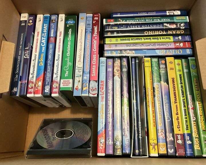 30 Assorted Children CD Movies & More - Sherwood Auctions