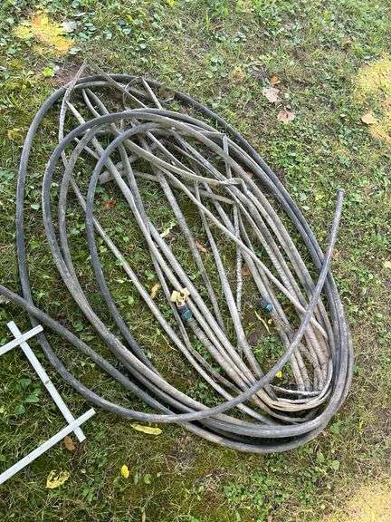 Garden Trellis, Soaker Hoses & Protecting Owl - Sherwood Auctions