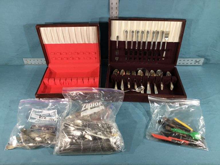 Nobility Plated Silverware Set and Assorted Vintage Silverware ...