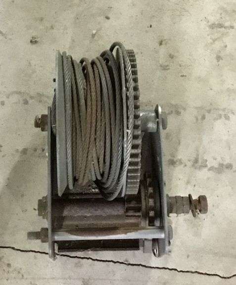 Hand Crank Cable Wench - Sherwood Auctions