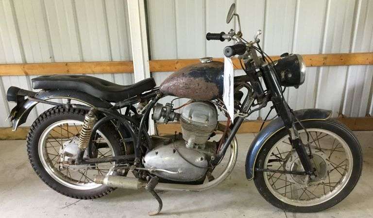 Wards Riverside Benelli 25cc Motorcycle - Sherwood Auctions