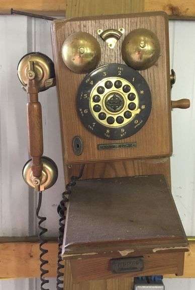 Thomas Collector Edition Phone - Sherwood Auctions