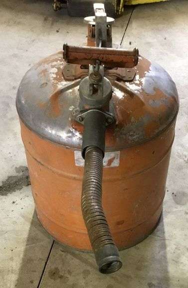 5 Gallon Metal Gas Can - Sherwood Auctions