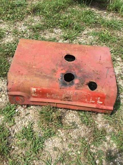 Mccormick Farmall Tractor Hood - Sherwood Auctions