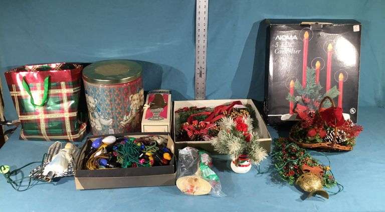 Assorted Christmas Decor - Sherwood Auctions