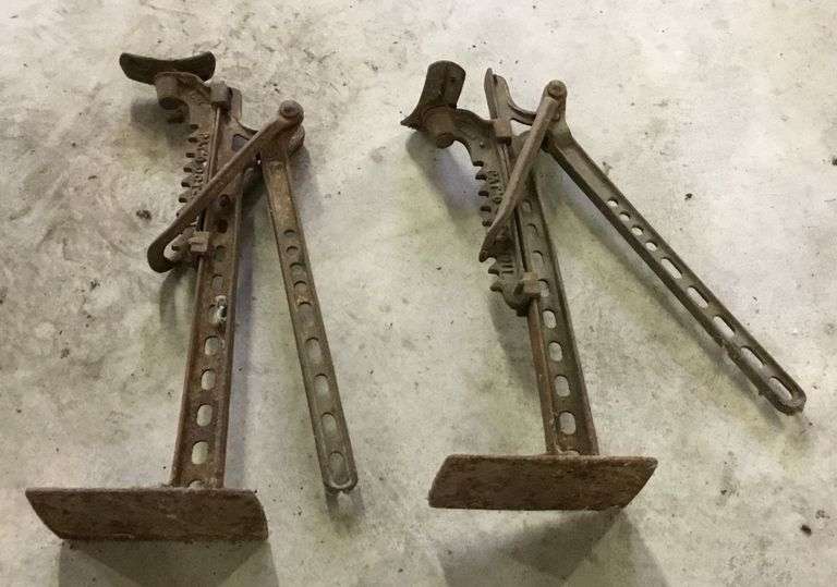 2 Pc. Antique Buggy Jacks - Sherwood Auctions