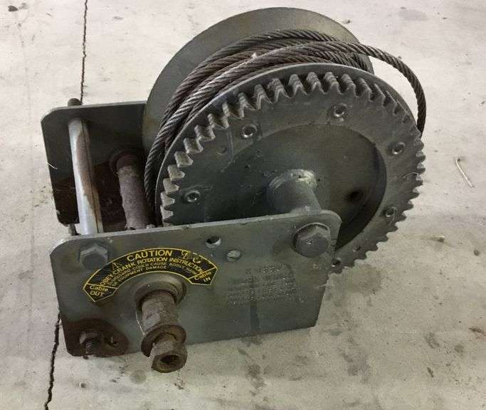 Hand Crank Cable Wench - Sherwood Auctions