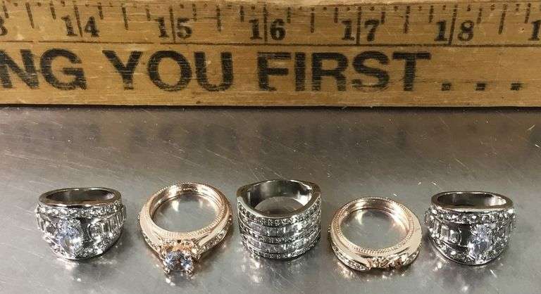 Women’s Rings - Sherwood Auctions