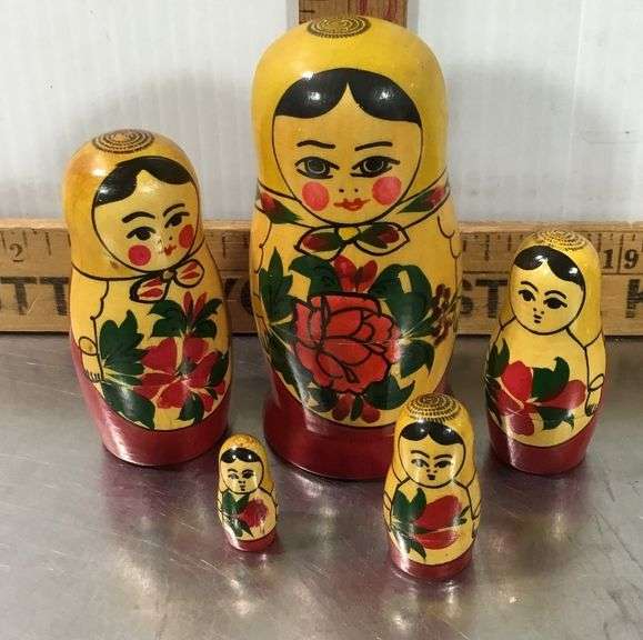 Vintage Russian Nesting Dolls - Sherwood Auctions