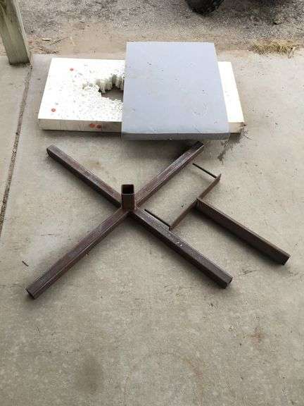 Metal Shooting Stand - Sherwood Auctions